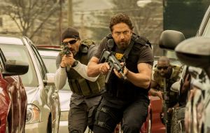 CRIMINAL SQUAD (Critique) – Les Chroniques de Cliffhanger & Co