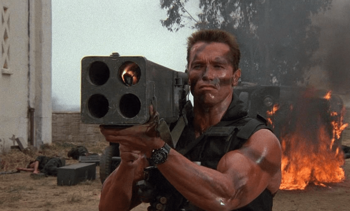 COMMANDO (Critique) – Les Chroniques de Cliffhanger & Co